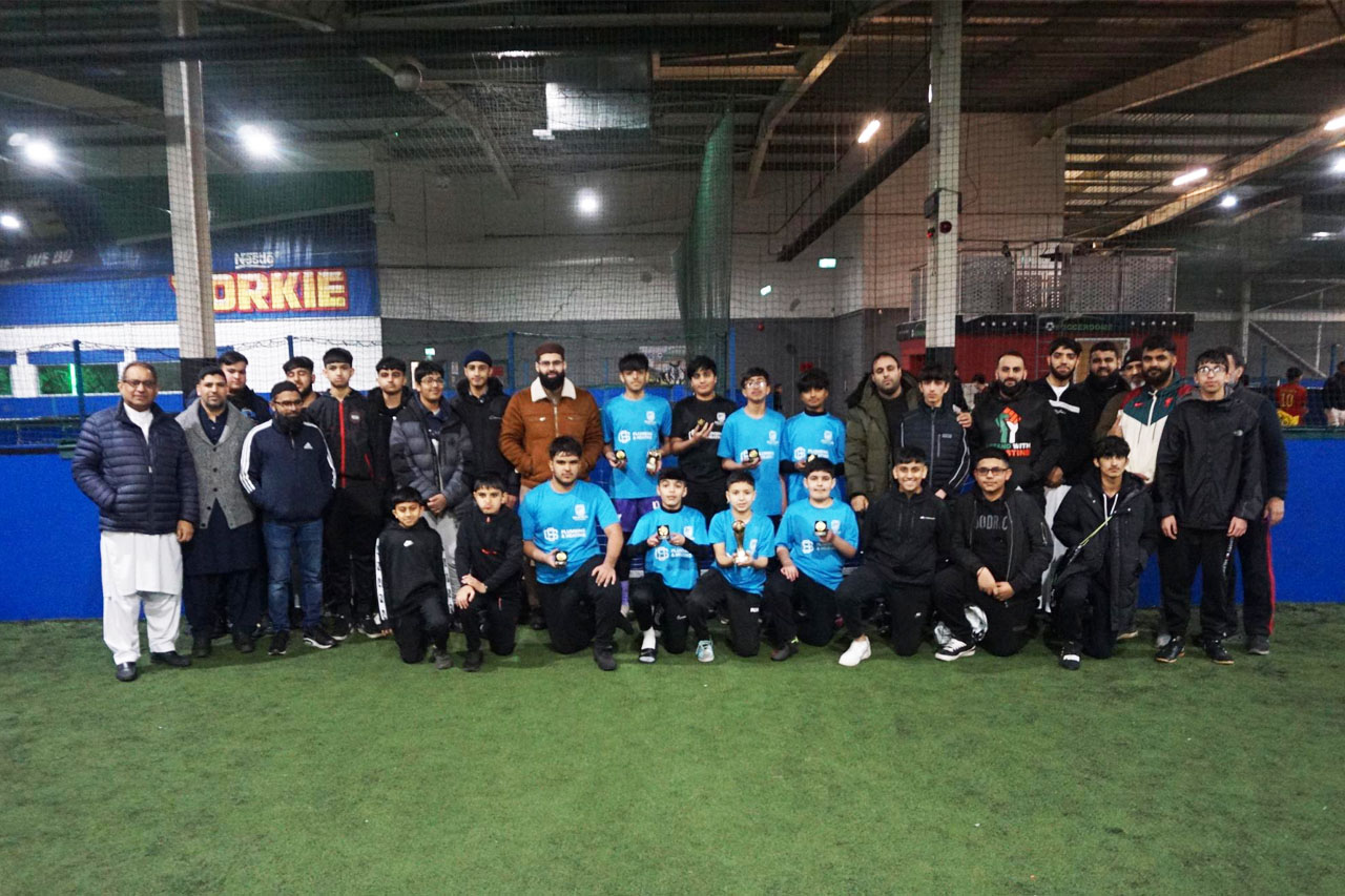 Mosque pupils compete in football tournament, raise funds for Gaza ...